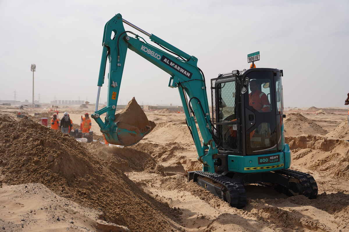 A Guide to Kobelco Excavators | Al Marwan
